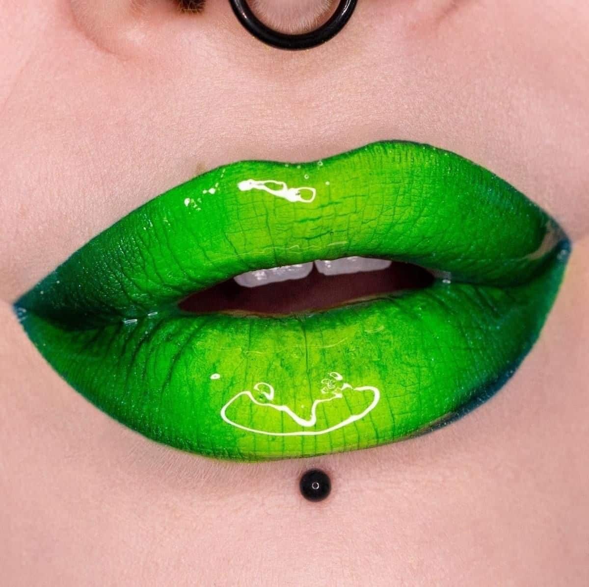 Deze groene lippenstiften zijn toppers - Top 10 Koopgids - UNU A.I.