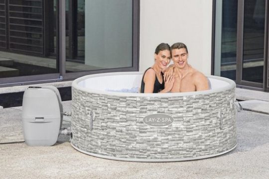 Deze 5 persoons jacuzzi´s zijn zalig om te hebben - Top 10 Koopgids ...